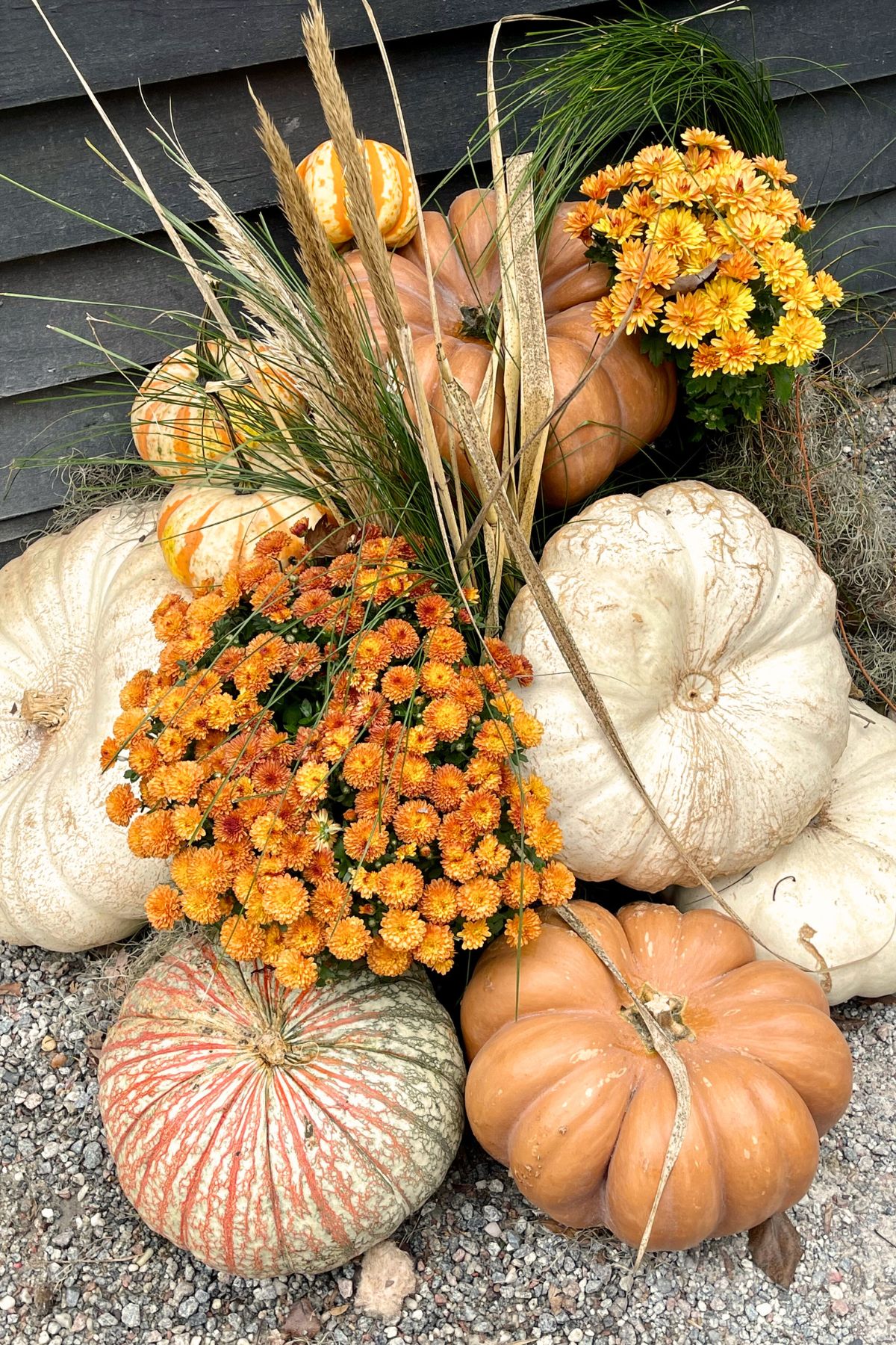 21 Cozy Fall Decor Ideas * Autumn Decorating | Montana Happy