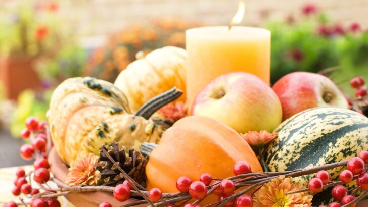Simple Ways to Use Pumpkins, Squash, & Gourds in Fall Decor | Montana Happy