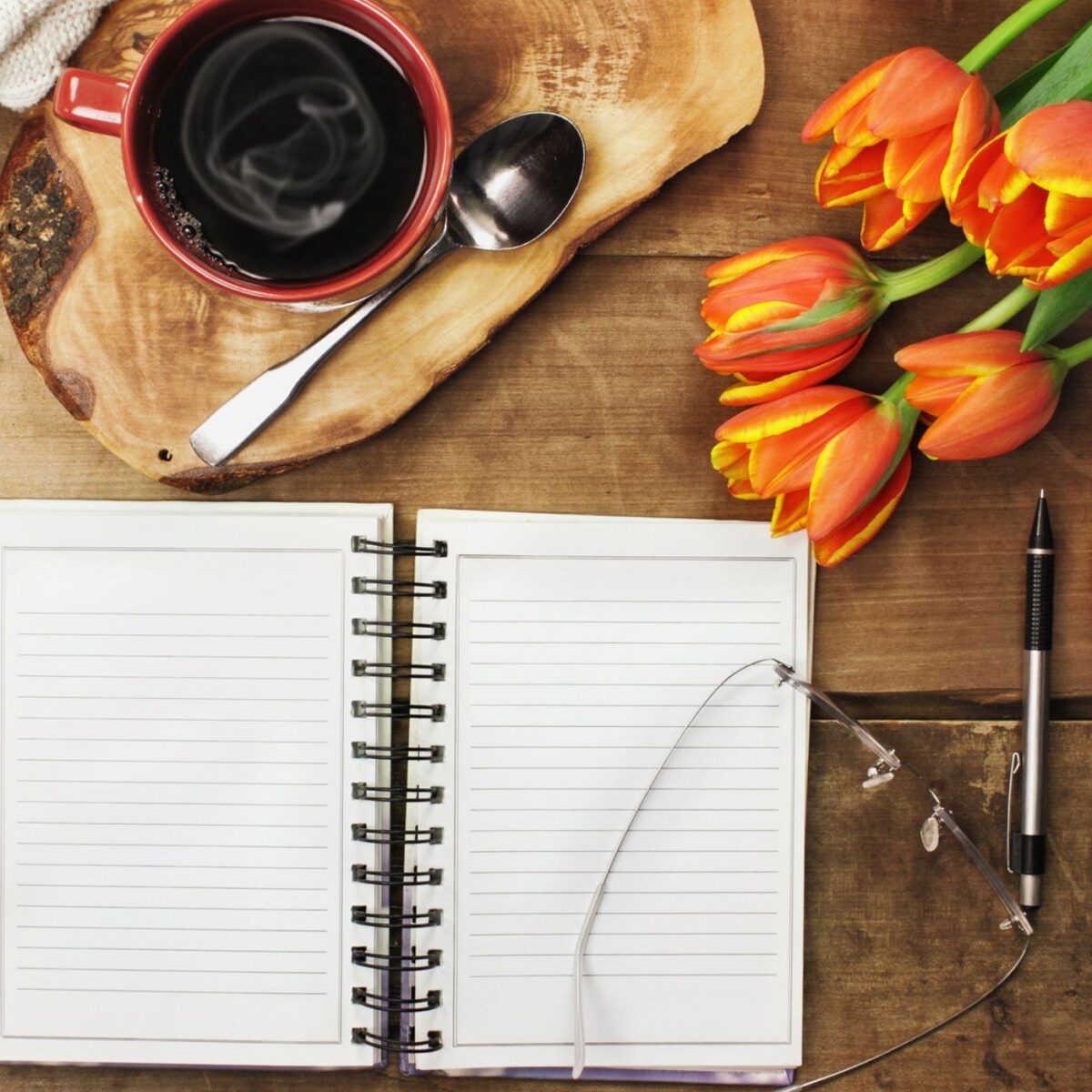 100+ COZY Journal Prompts to Stir Your Soul | Montana Happy