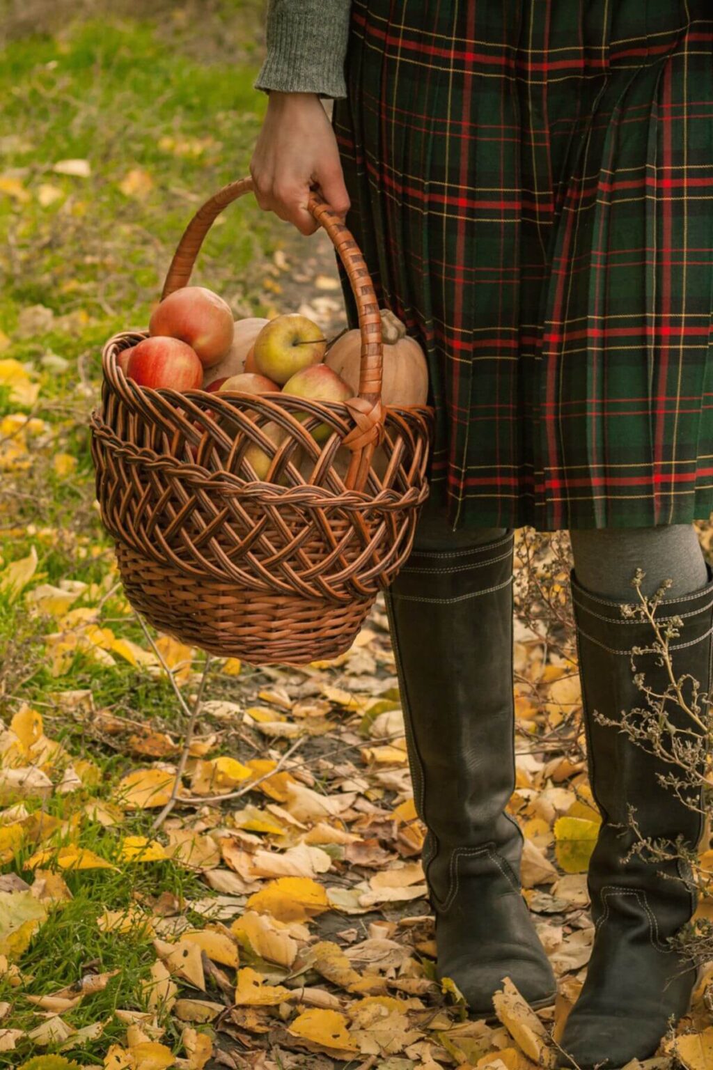 Fall Aesthetic - BEST Ways to Enjoy Autumn | Montana Happy