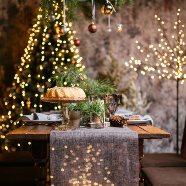 The BEST 24 Christmas Scents Everyone Loves! | Montana Happy