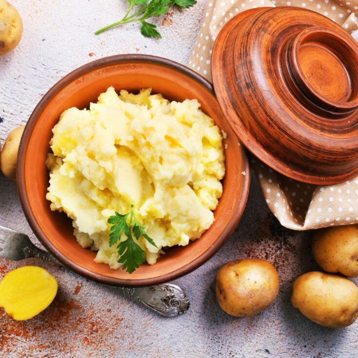 31 EASY Ways to Add Flavor to Mashed Potatoes | Montana Happy