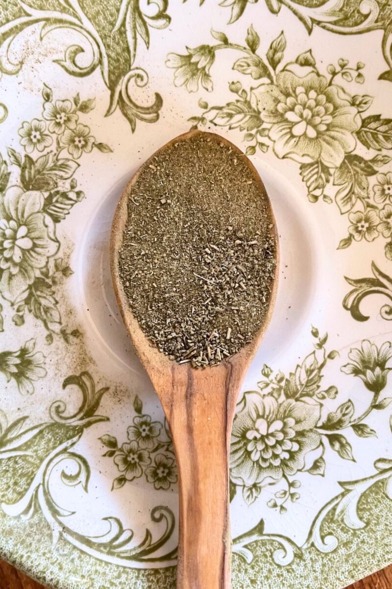 The BEST Homemade Poultry Seasoning Mix Recipe | Montana Happy