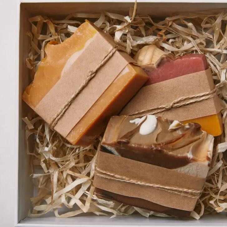 10 Creative Hygge Gifts for Best Friends | Montana Happy